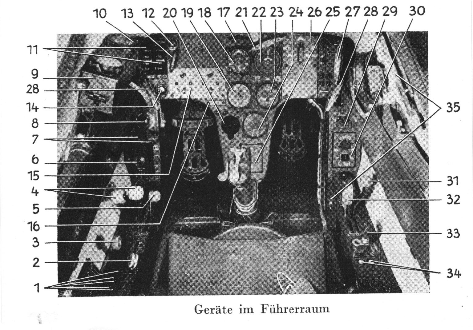 Henschel Hs 129 B-2/R2, Führerkabine, 1942 | Deutscheluftwaffe